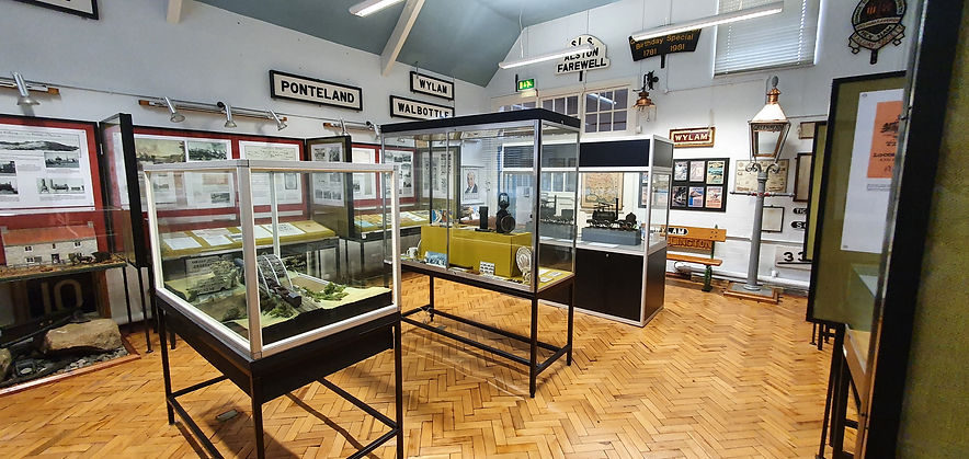 Photos | Falconcentre