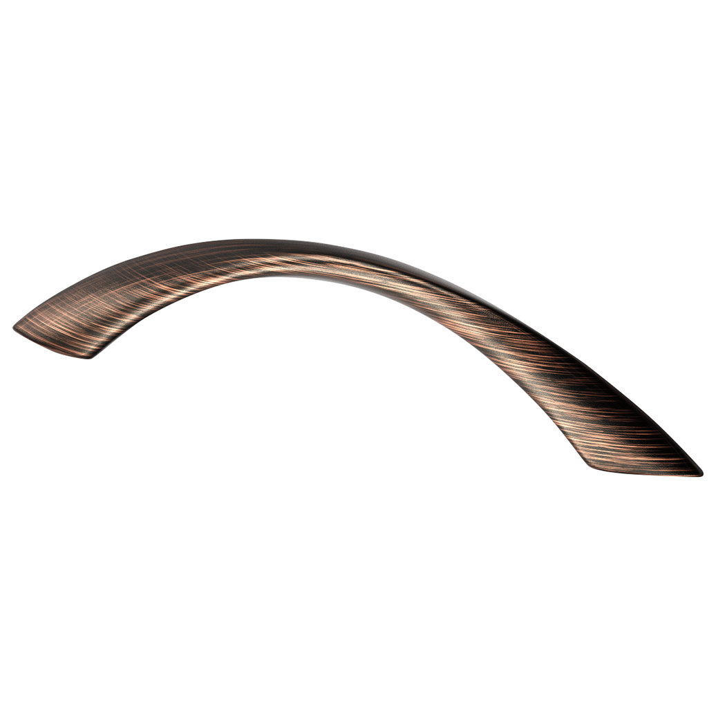 Twisted Crescent Pull