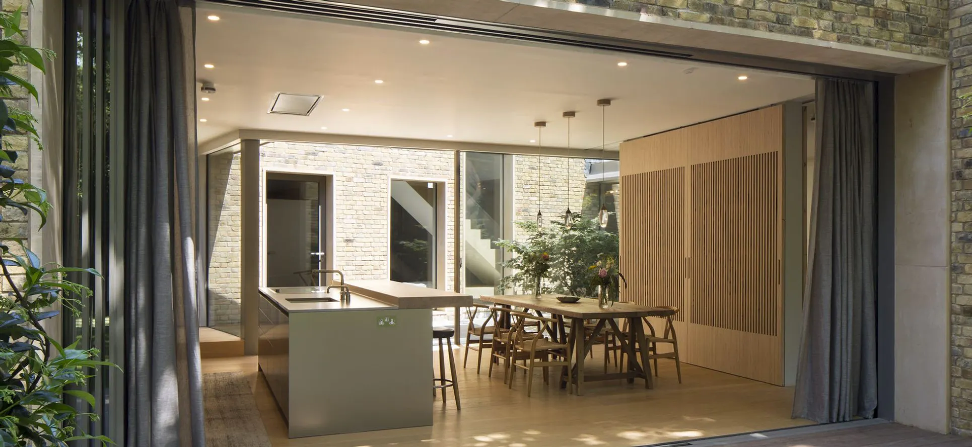 About | London Electricals Ltd