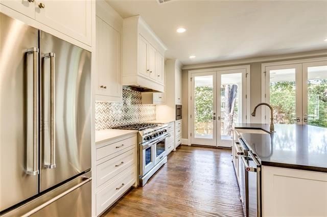 Tri-Tex Cabinets - Selected Works