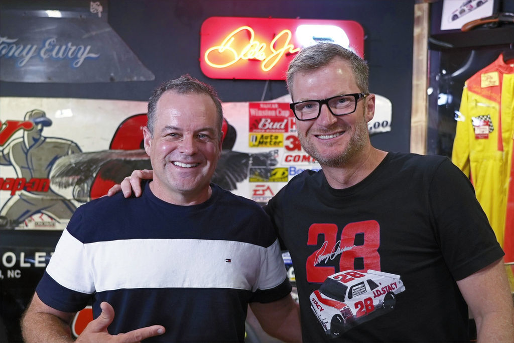 Dirty Mo Media | Dale Jr. Download Podcast | United States