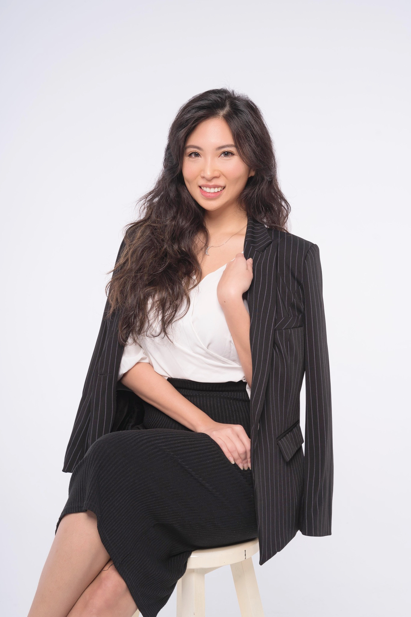 Angela Feng 馮有薇