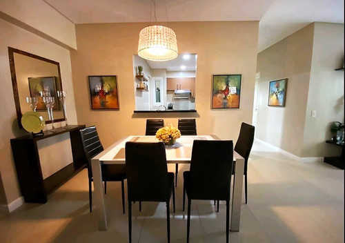 The Red Oak-Two Serendra-3BR for Sale