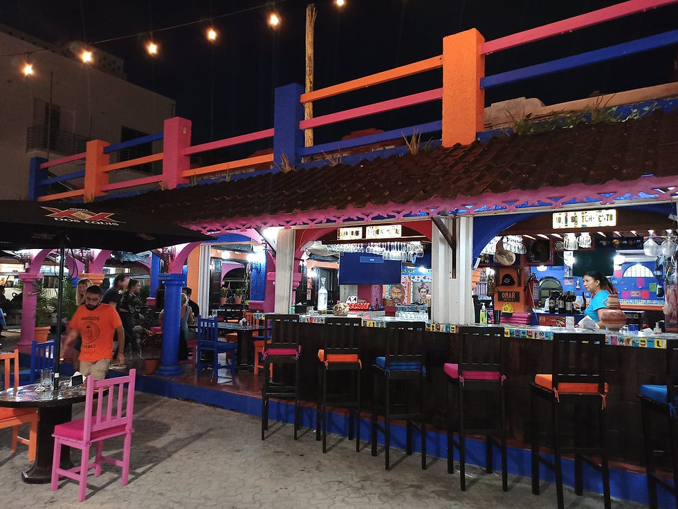 Guacamole de Humo Table Reservations | Taste of Isla