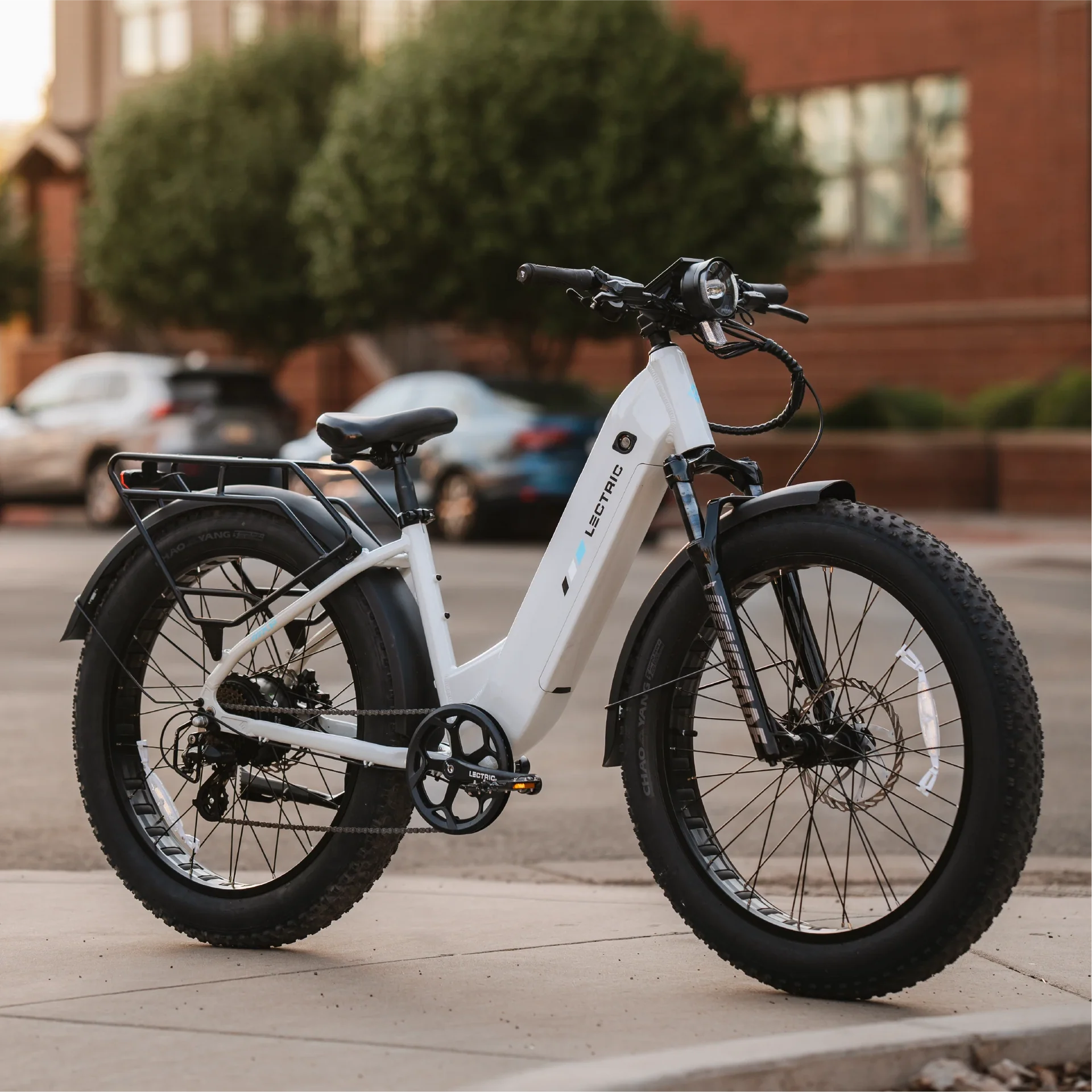 XPeak Step-Thru 2.0 eBike | Electric Spinz