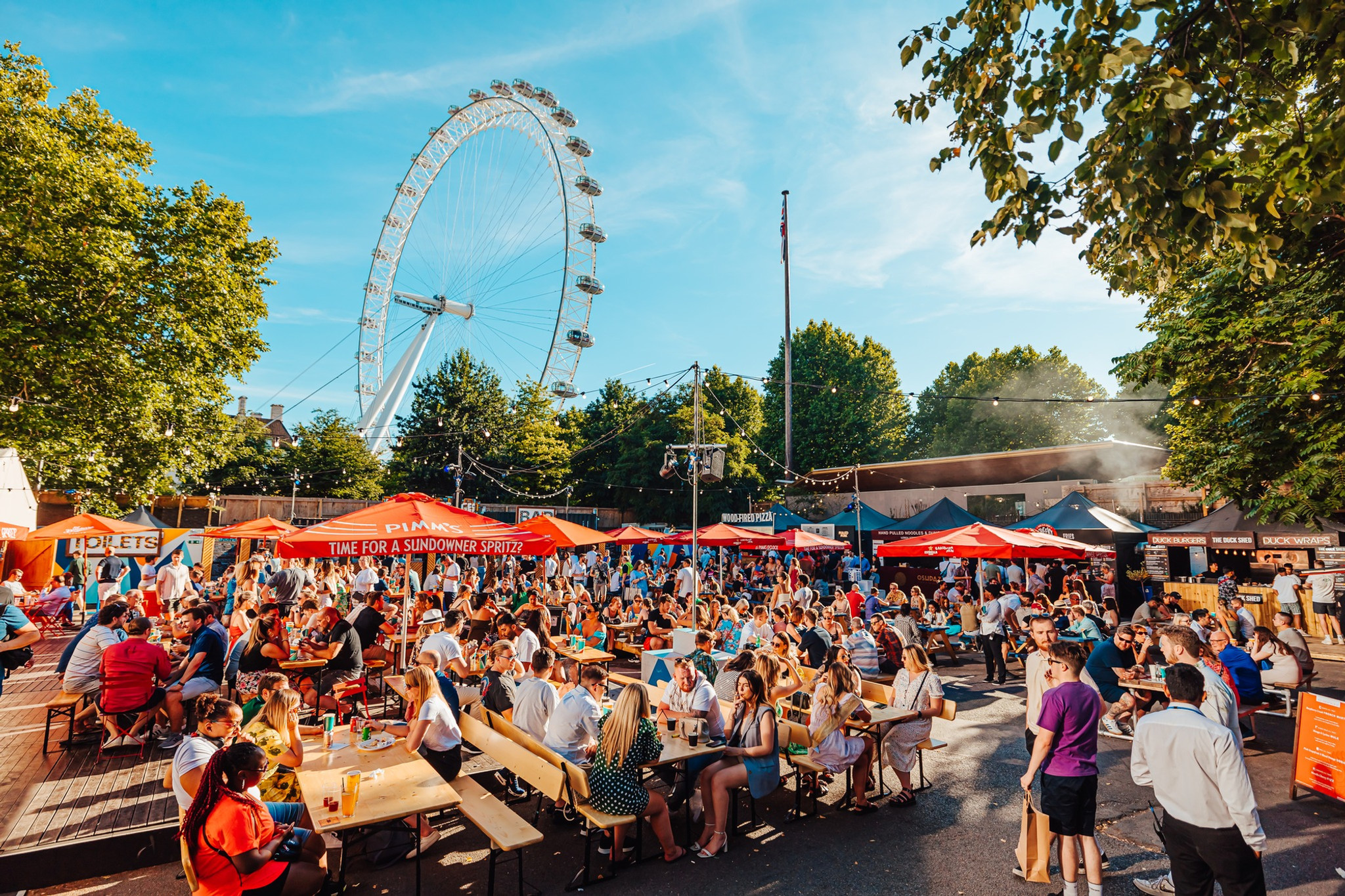 Between the Bridges, £5 pints & 2 spritz for £12