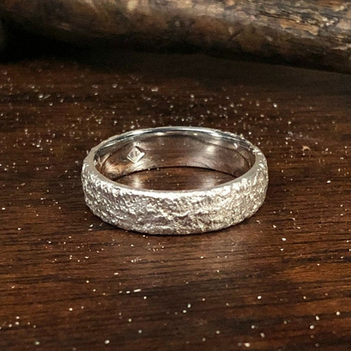 Sand Cast Silver Band 5mm | WoodenGold