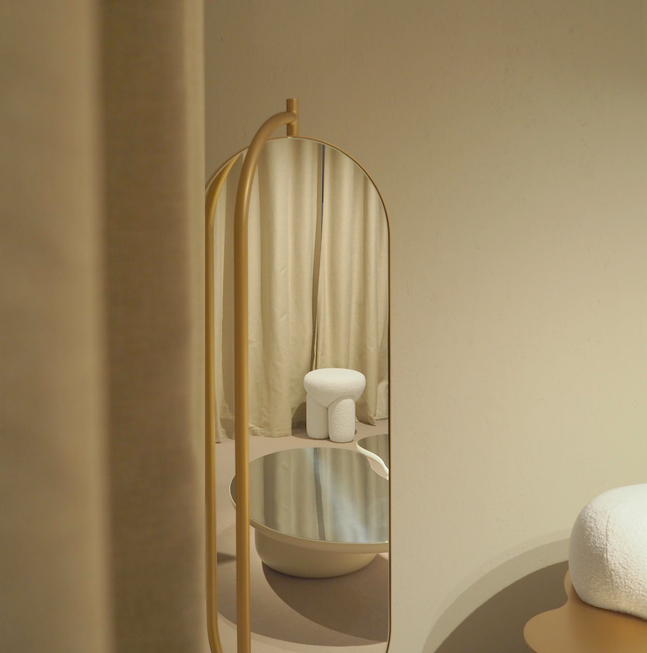 SECOLO | contemporary design furniture made in italy | Chelsea Harbour ...