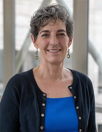 Dr. Lisa Barrow: Vice President, Research, Federal Reserve Bank of ...