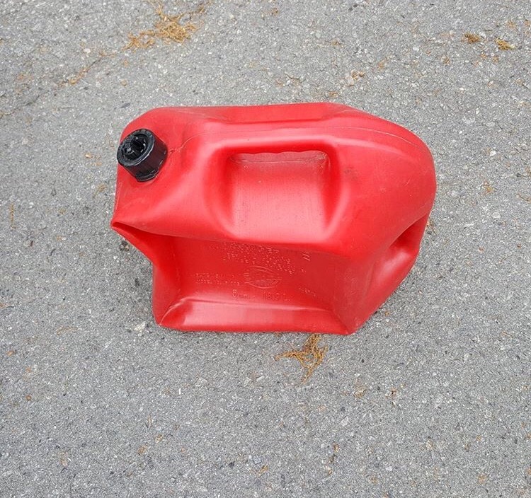 Collapsing Gas Cans, EPA Regulations, Why does my gas can collapse