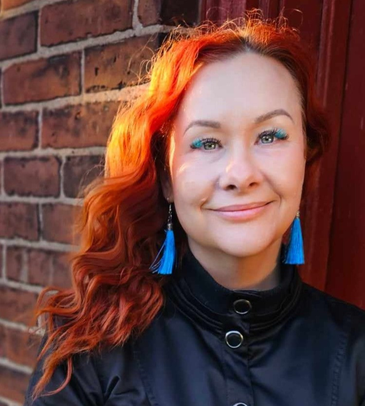 Intuitive Stephanie LLC | Psychic Medium Reader