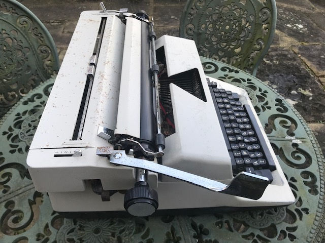 Imperial 80 (1968) | Type 'A' Prop Store