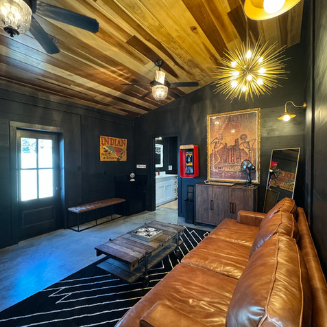 VENUE SPACES | Willowynn Barn