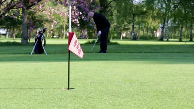 Choosing the Right Wedge: Your Gateway to Bump-and-Run Chipping Success