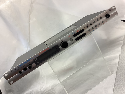 Roland XV 5050 synthesizer module preowned | Sound & Vision