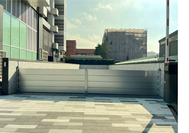 Manual stacking Flood barrier | Plasitence