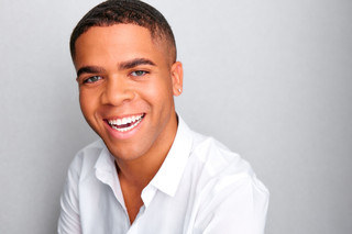 headshots & resumé | Ricky Hall