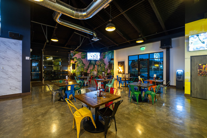 MANDEVILLE, LA | Indoor Golf | Sports Bar | Loft18