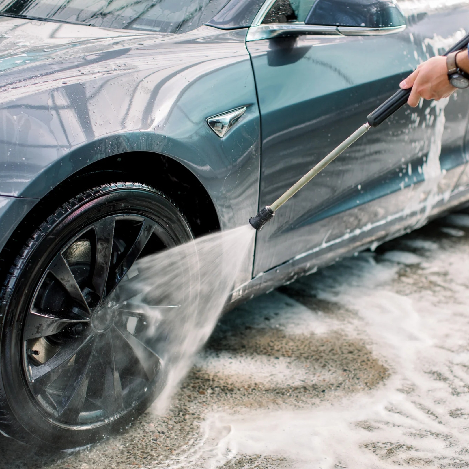 Best Car Wash in Al Bada'a Dubai