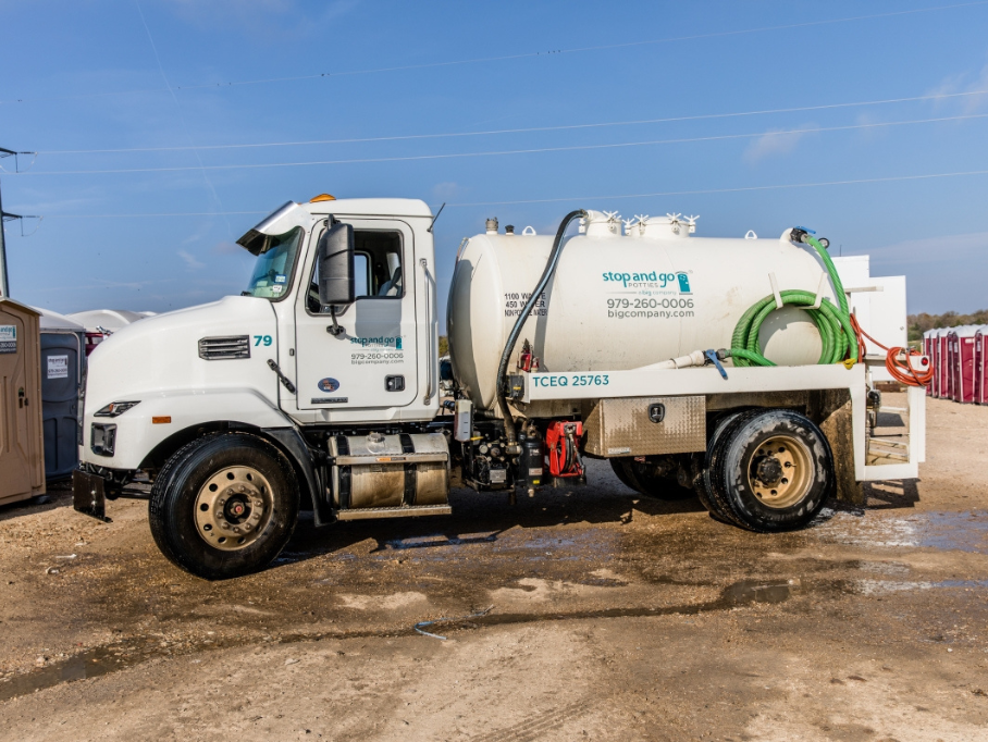 Top Tips: Portable Toilet Maintenance for Cleanliness