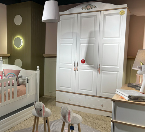 Royal 3-Door Wardrobe | Elisa Kids