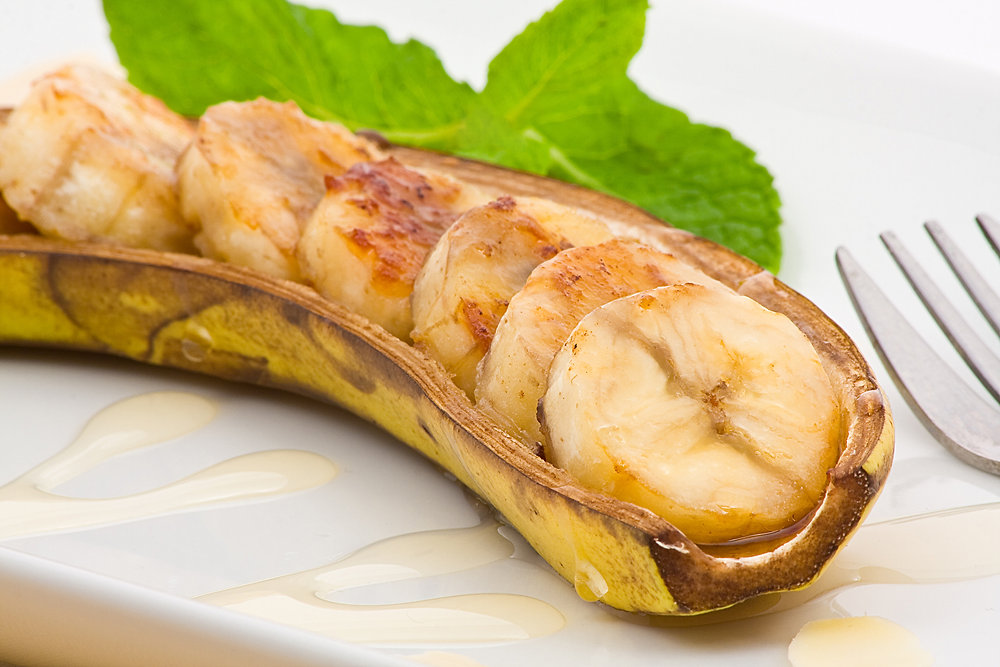 Grilled glazed bananas in coconut sugar syrup