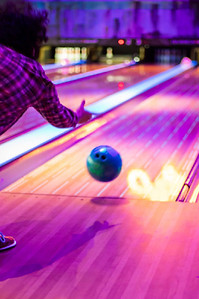 Glow In The Dark Cosmic Bowling Entertainment Center | Mid Valley ...