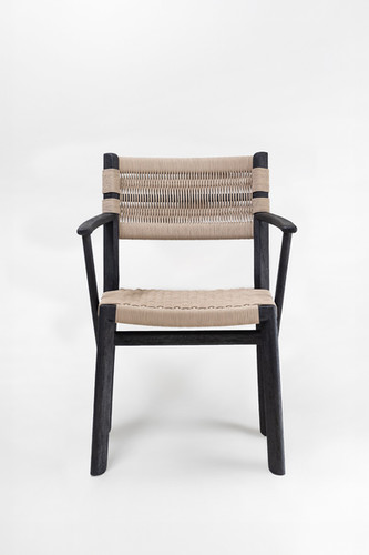 VILAS Arm Chair | moonler