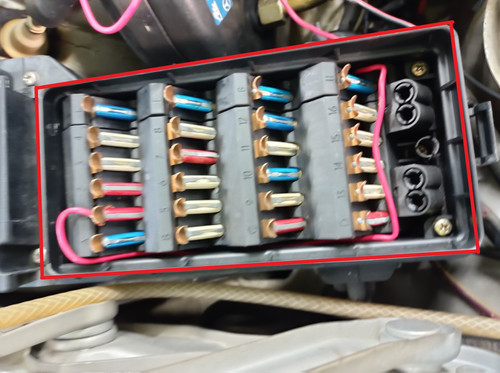 Fuse Box Mercedes BENZ E-Class(260E) 1991 E-124026(W124) | hy2japan