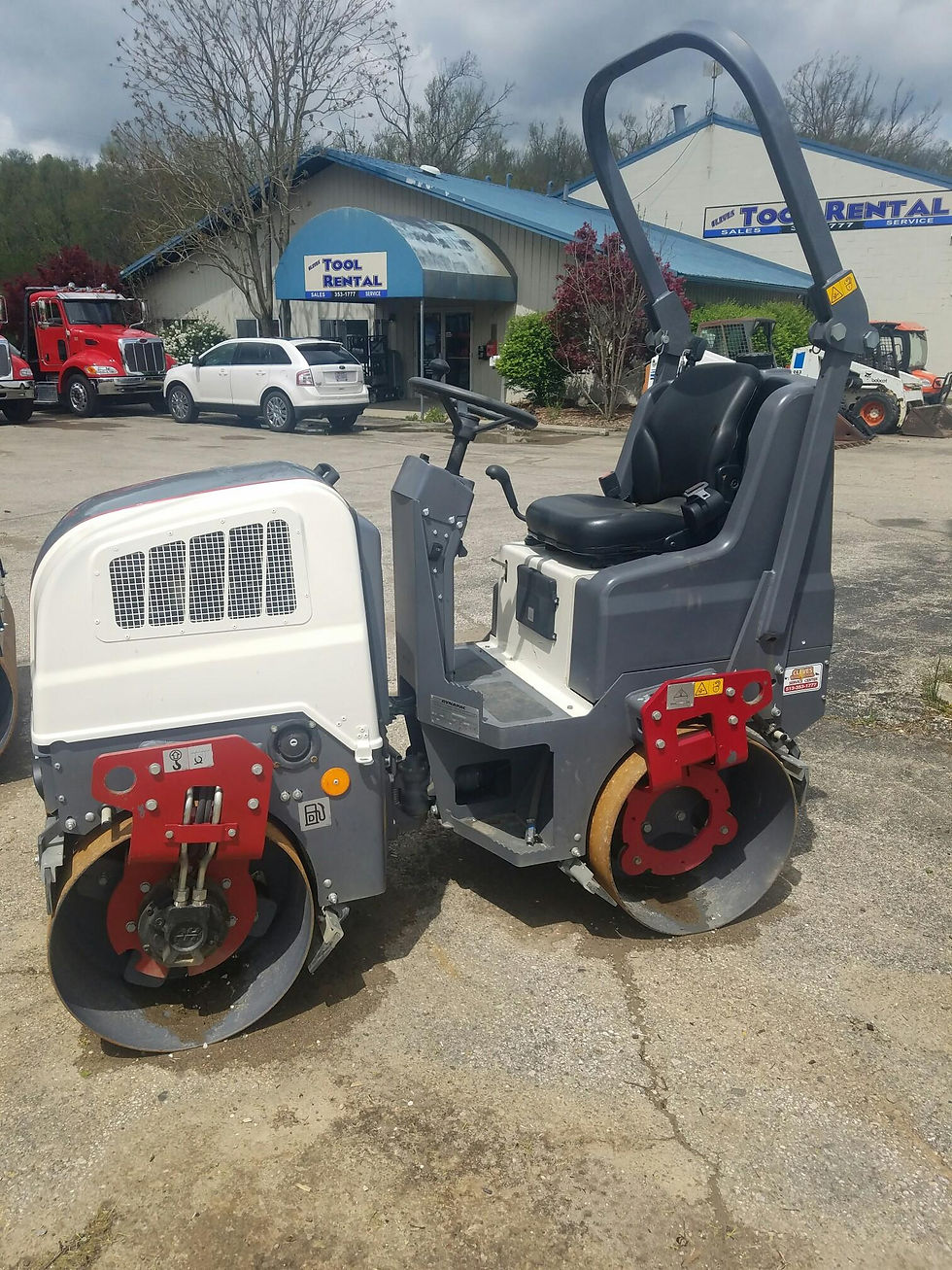 Equipment Rentals | Cleves Tool Rental | United States 2/3