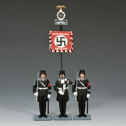 LAH242 - The Leibstandarte Adolf Hitler Standard Set | Toy Soldiers Club