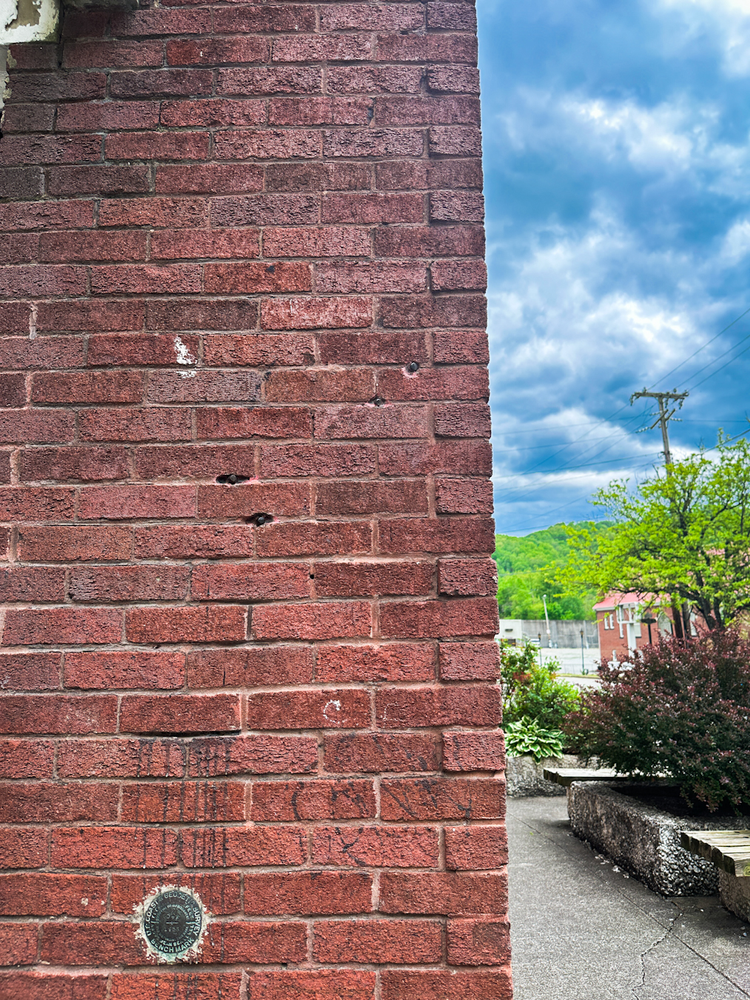 Mountain Getaways in West Virginia: A Visit to the Hatfield-McCoy ...