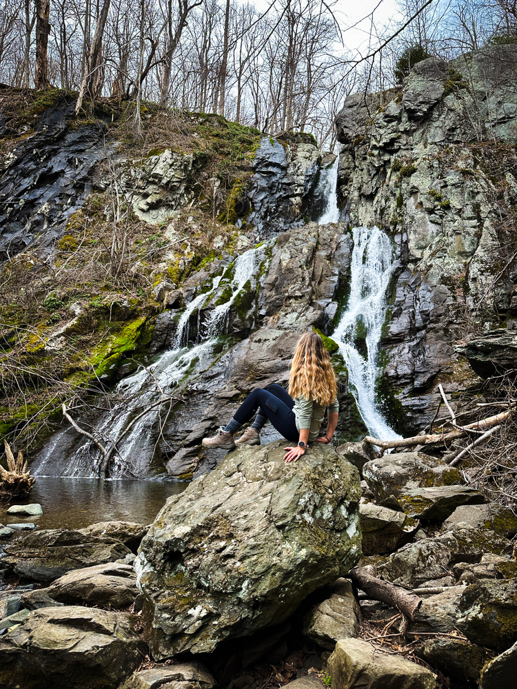 11 Best Hikes in Shenandoah National Park (with Waterfalls!) - Kris ...