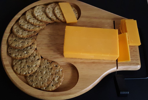 Beechwood Cheese Slicer Serving Tray With Crackerwell | CheeseSlicing, LLC