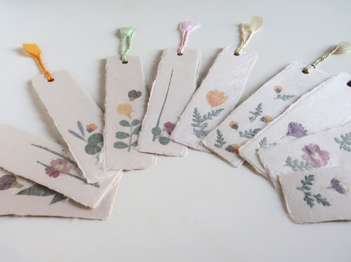 'Hanairi' pressed flower bookmark | wanokaze