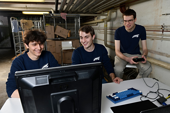 Careers | Lobster Robotics