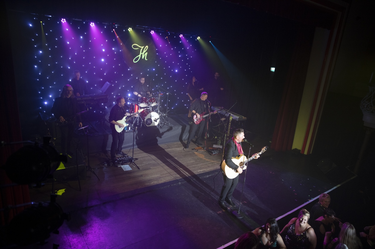 Jordan Hill | United Kingdom | Singer