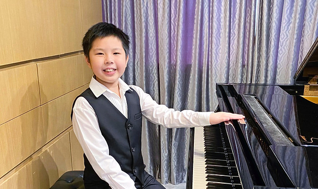 ABOUT | Info Cayden Chan Pianist