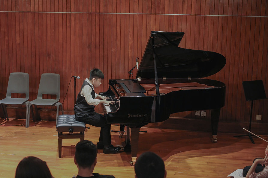 HOME | Info Cayden Chan Pianist