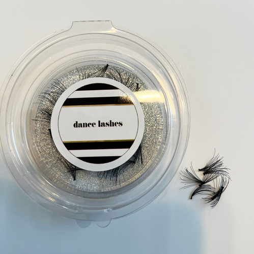 Petit Individuals | dancelashes