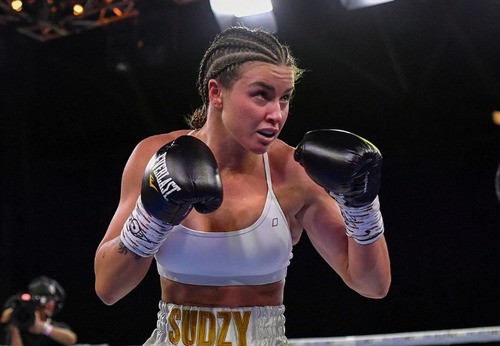 Ashleigh Sims | Agency X Talent