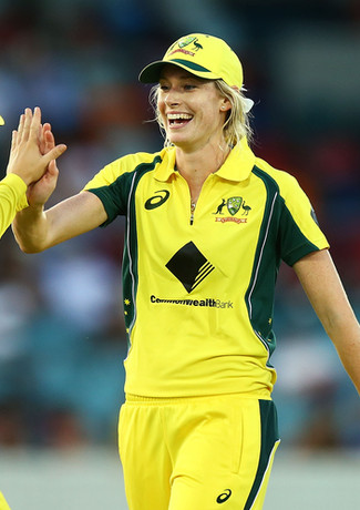 GALLERY | Holly Ferling
