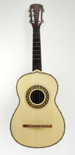 Reyes Vihuela, with hardshell case (Pre-owned) | tfss