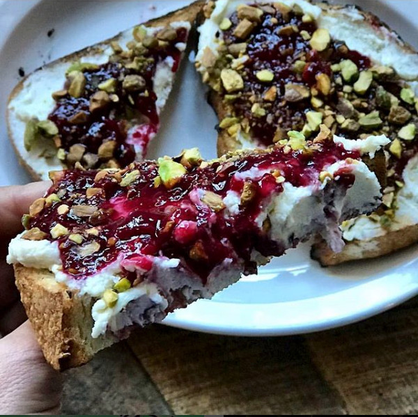 Fullscreen Page | GUS & GREY