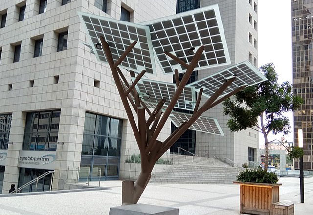 Solar Tree and Artificial leaves: Pricing | Installation Scope | Advantages