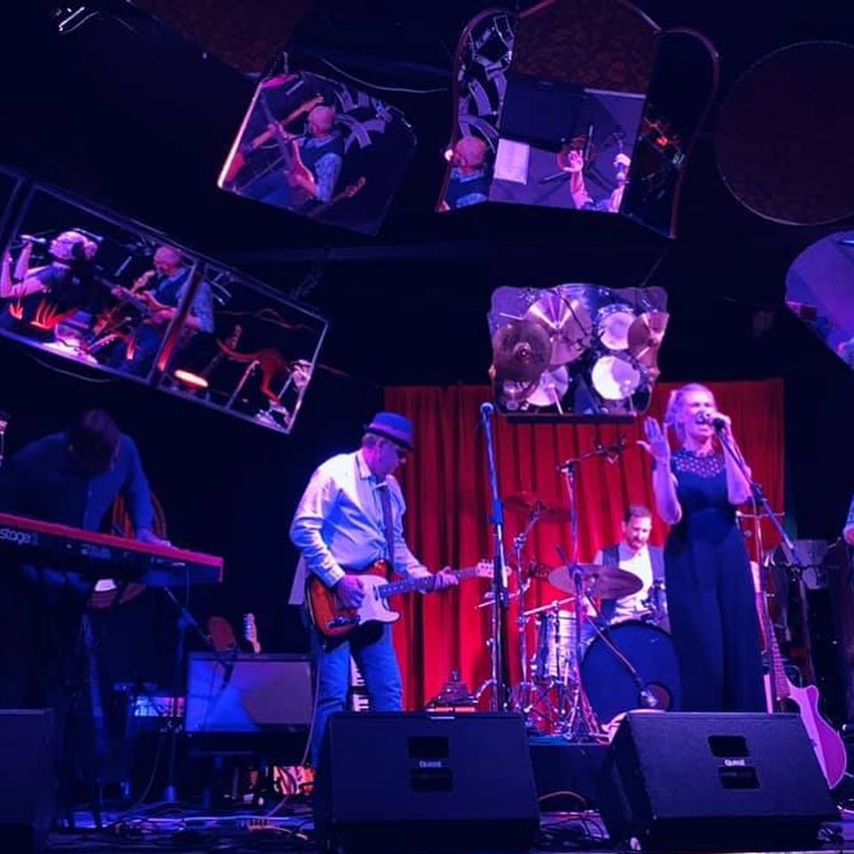 Lucy Burke | Singer & Songwriter | Sydney, NSW