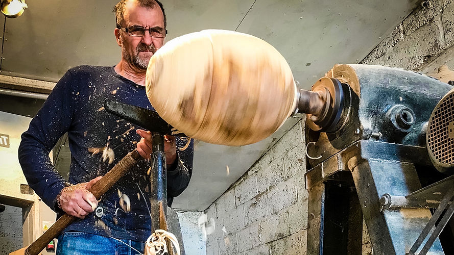 Matt Calder | Wood Sculptor in Devon | Woodturning Hollow Forms and Bowls