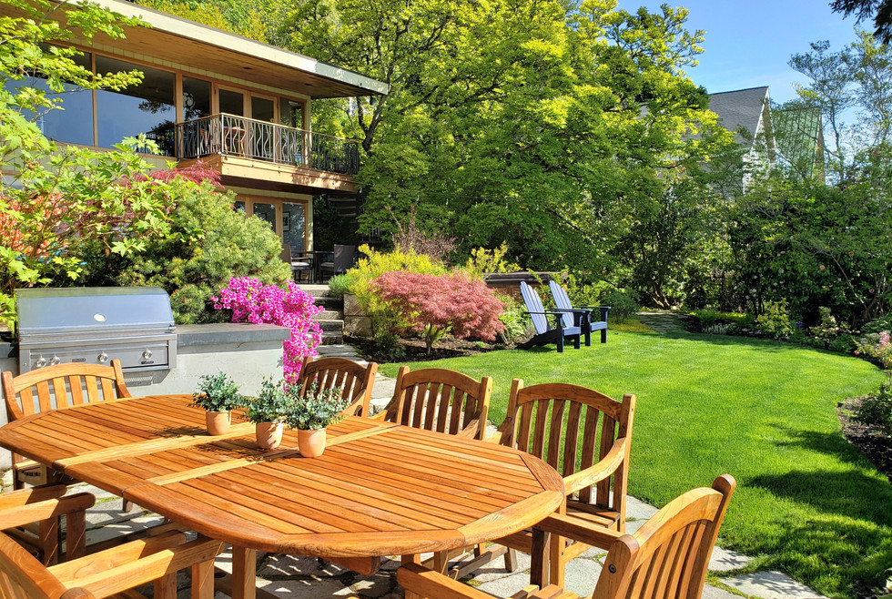 Blue Heron Lakehouse | Waterfront Luxury Vacation Rental | Bellevue, WA ...