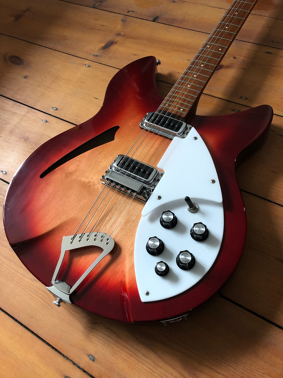 1989 Rickenbacker 330/12 | Johnny Marr | God's Own Guitars