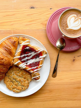 Kings Bake Shop & Cafe | Windsor ontario | 530 Pelissier Street ...